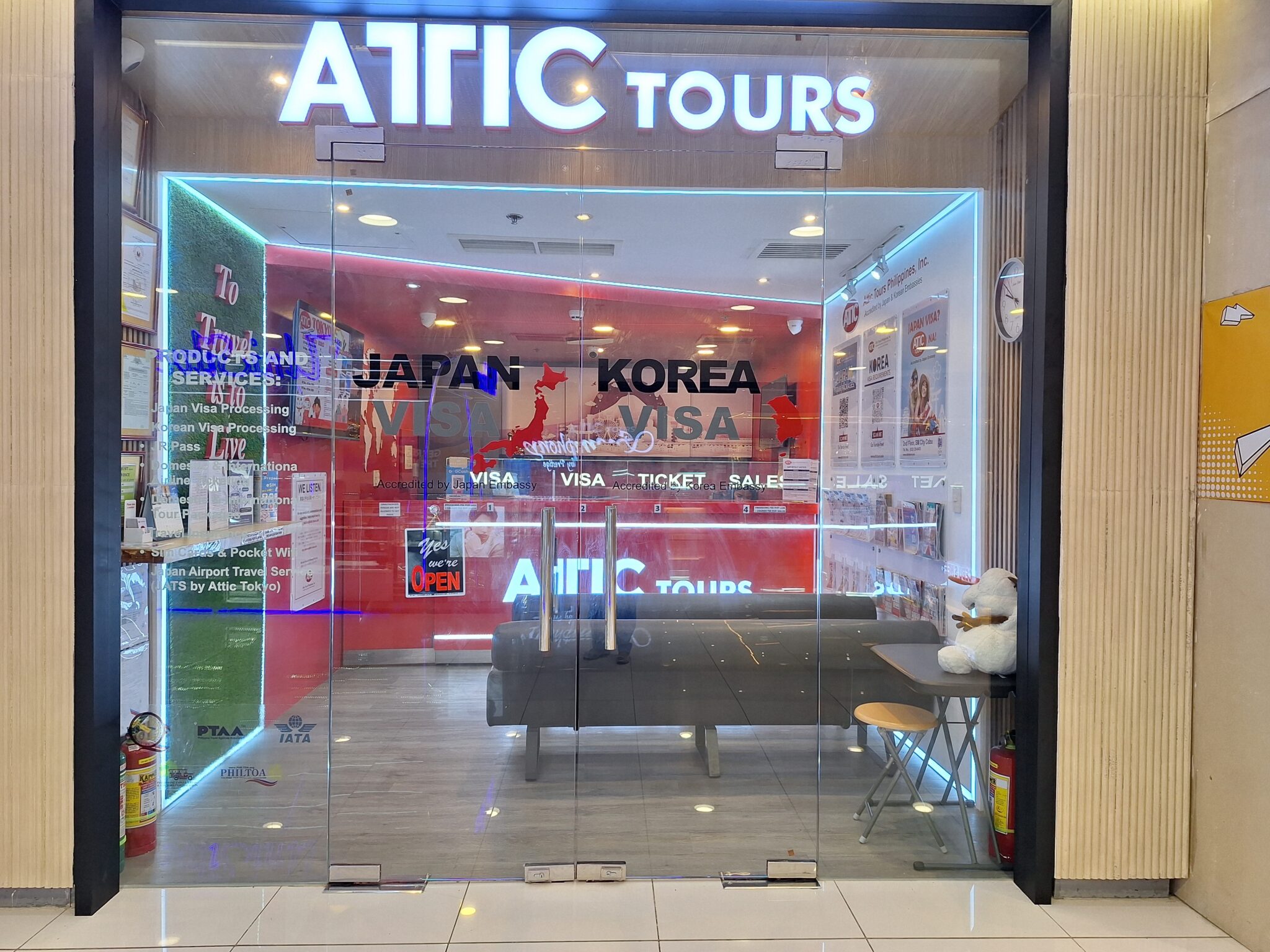 SM City Cebu – Attic Tours